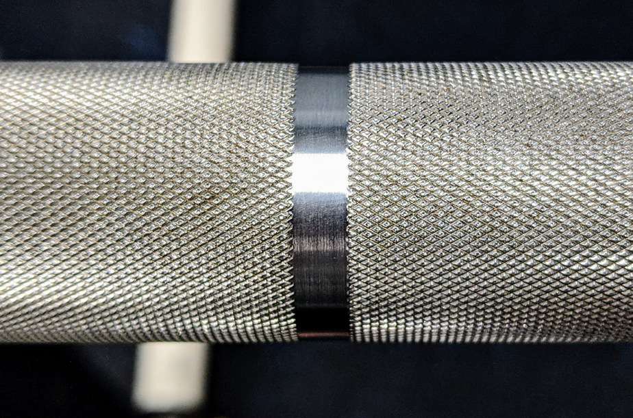 Barbell knurl. What it is and how to pick the best one for you.